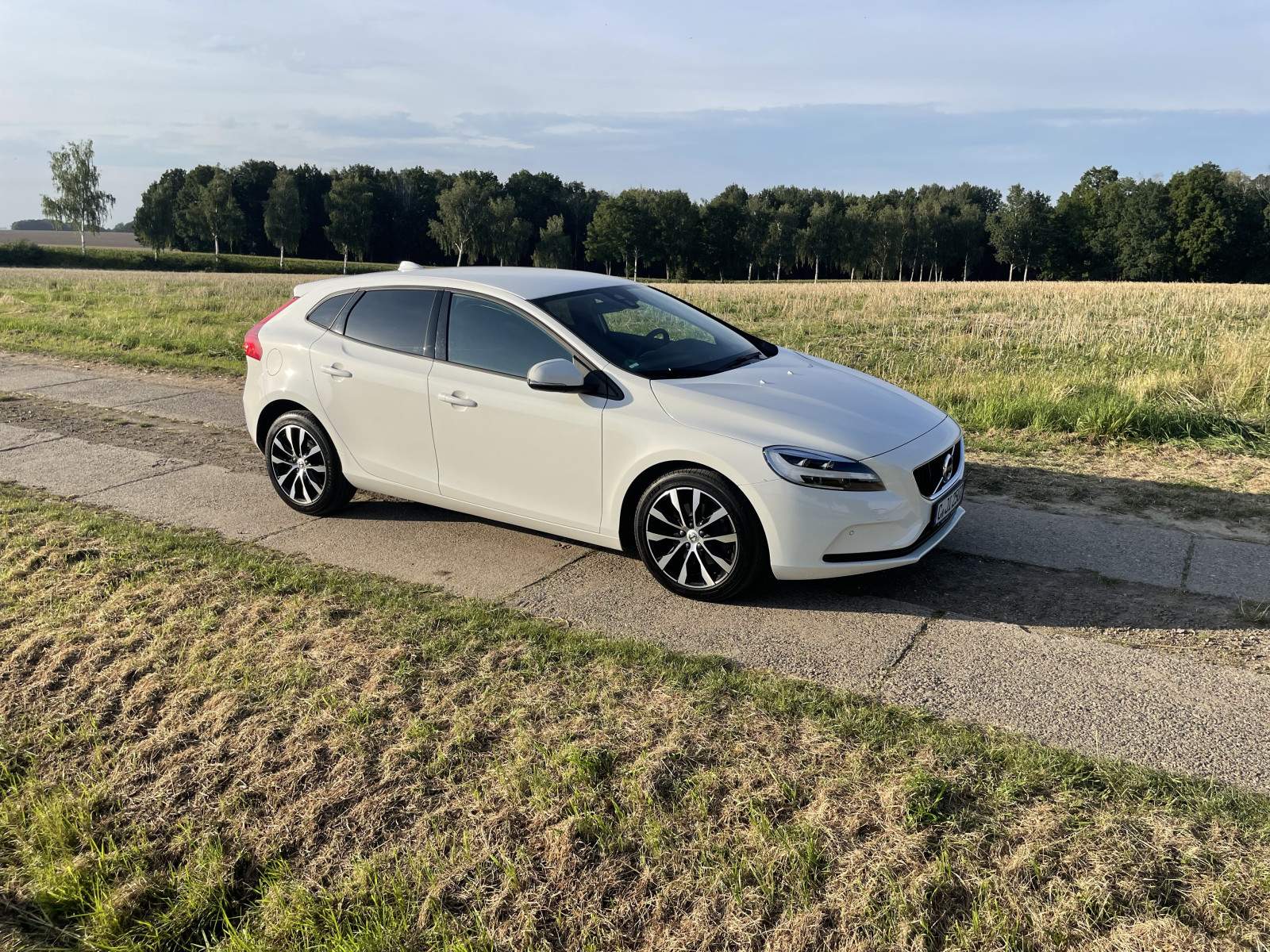 Img : Volvo V40 T2 2.0 Momentum Erfahrungsbericht : Testberichte ...