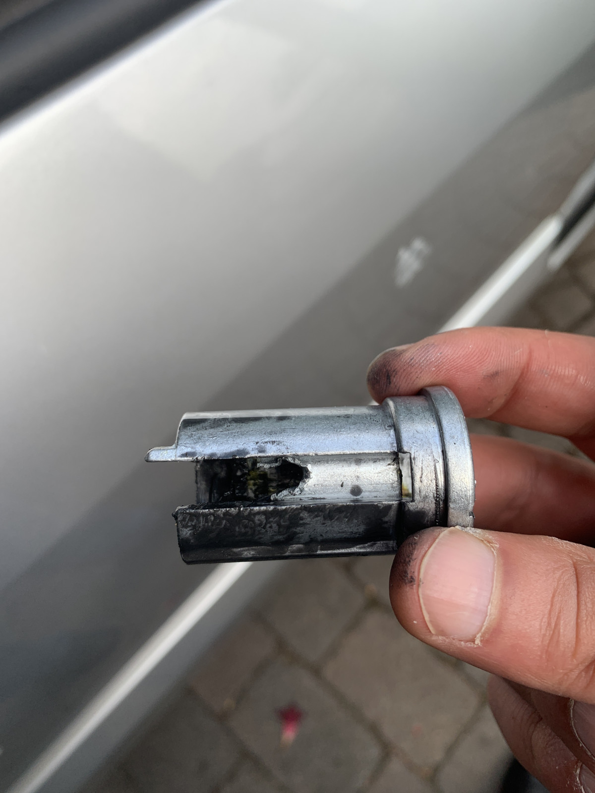 Image : Zündschloss defekt : Opel Zafira A & Sintra : #210496590