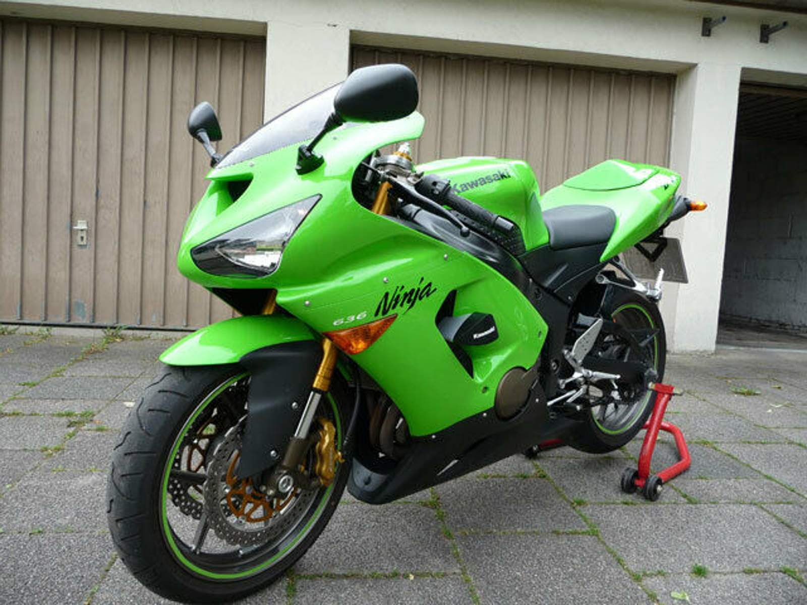 Kawa : Kawasaki Ninja ZX-6R Modell 2005/2006 : Biete Motorrad : #202912131