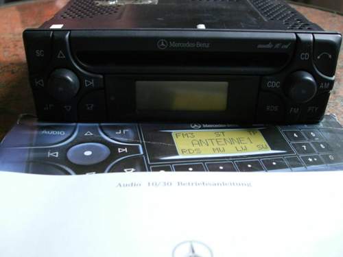 Mercedes Audio 10 CD zu verkaufen : Biete Mercedes