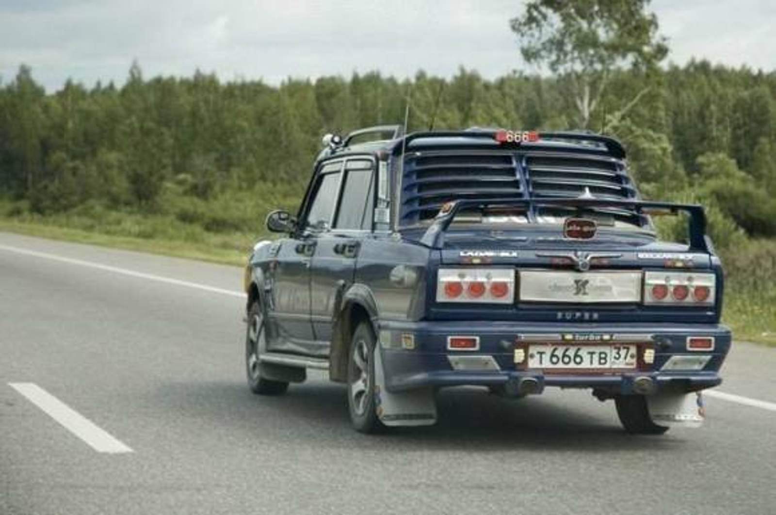 Budget Tuning EXTREME : DooMMasteR's Car Corner