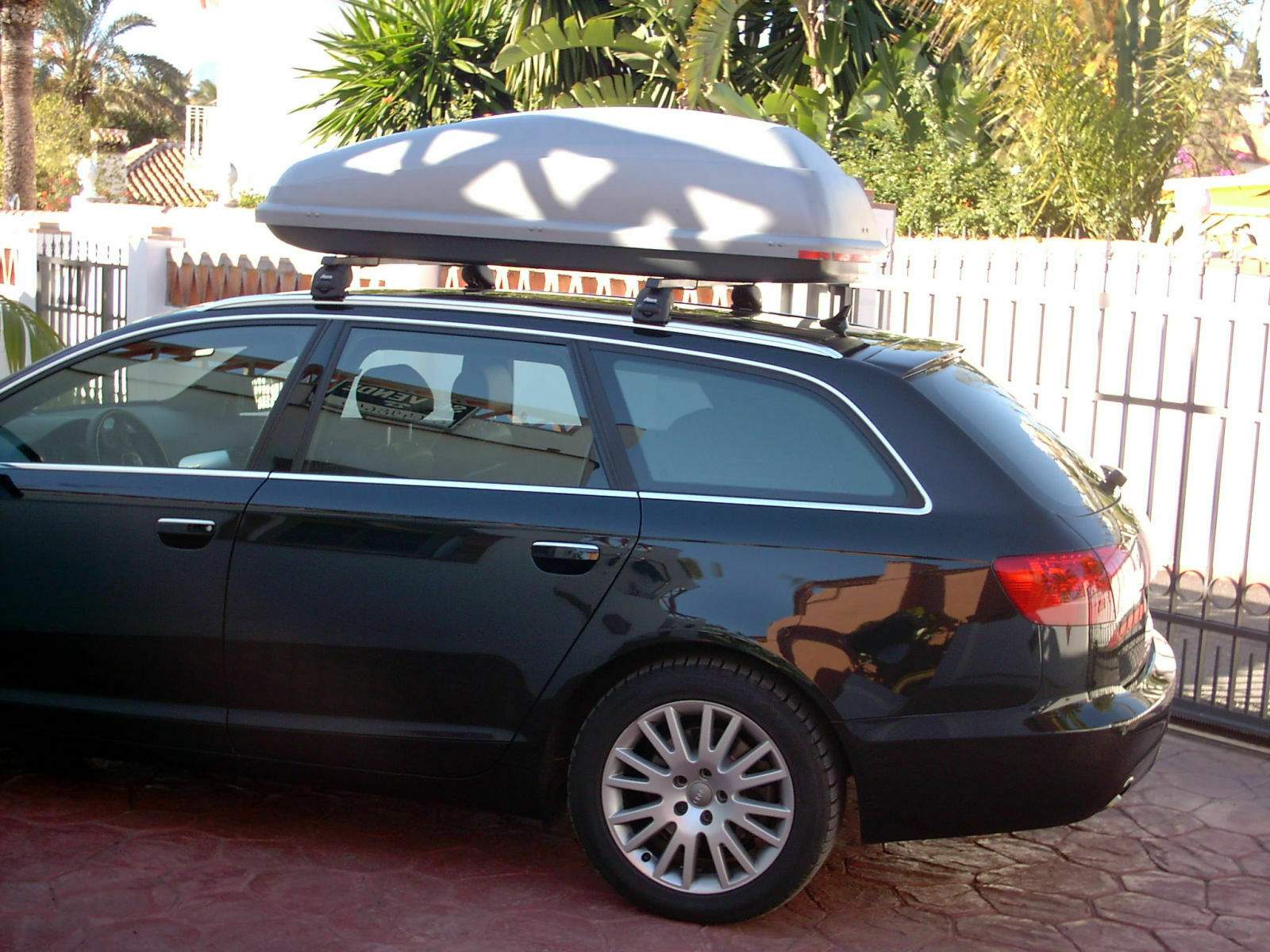 Thule Dachbox mit Atera Trägern : Biete Car Audio