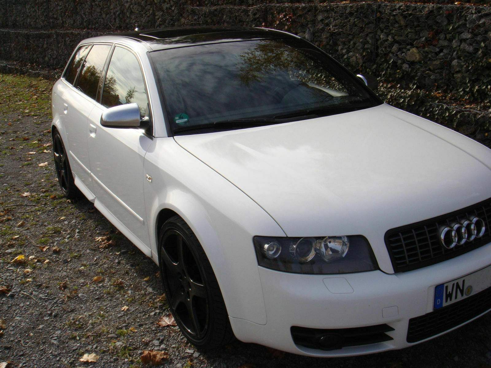 Audi S4 8E Avant Tiptronic : Biete