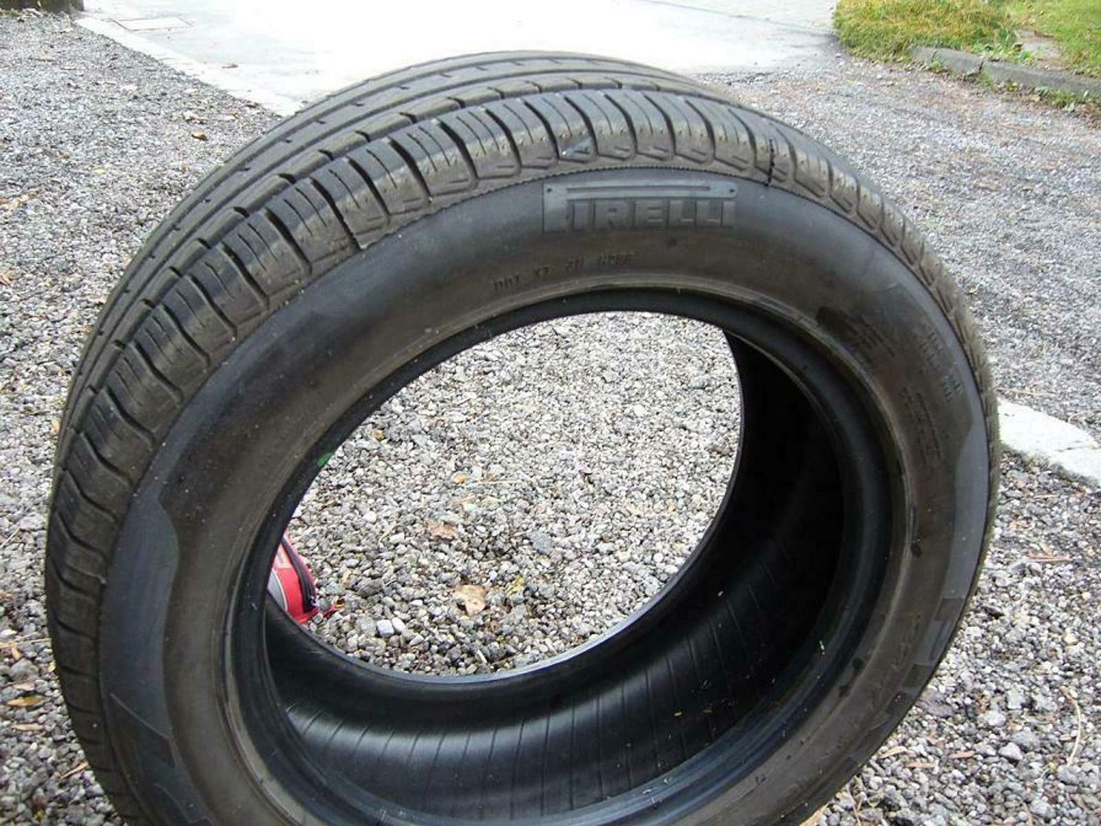 225 / 55 / 16 Sommerreifen Pirelli P7 : Biete Reifen & Felgen