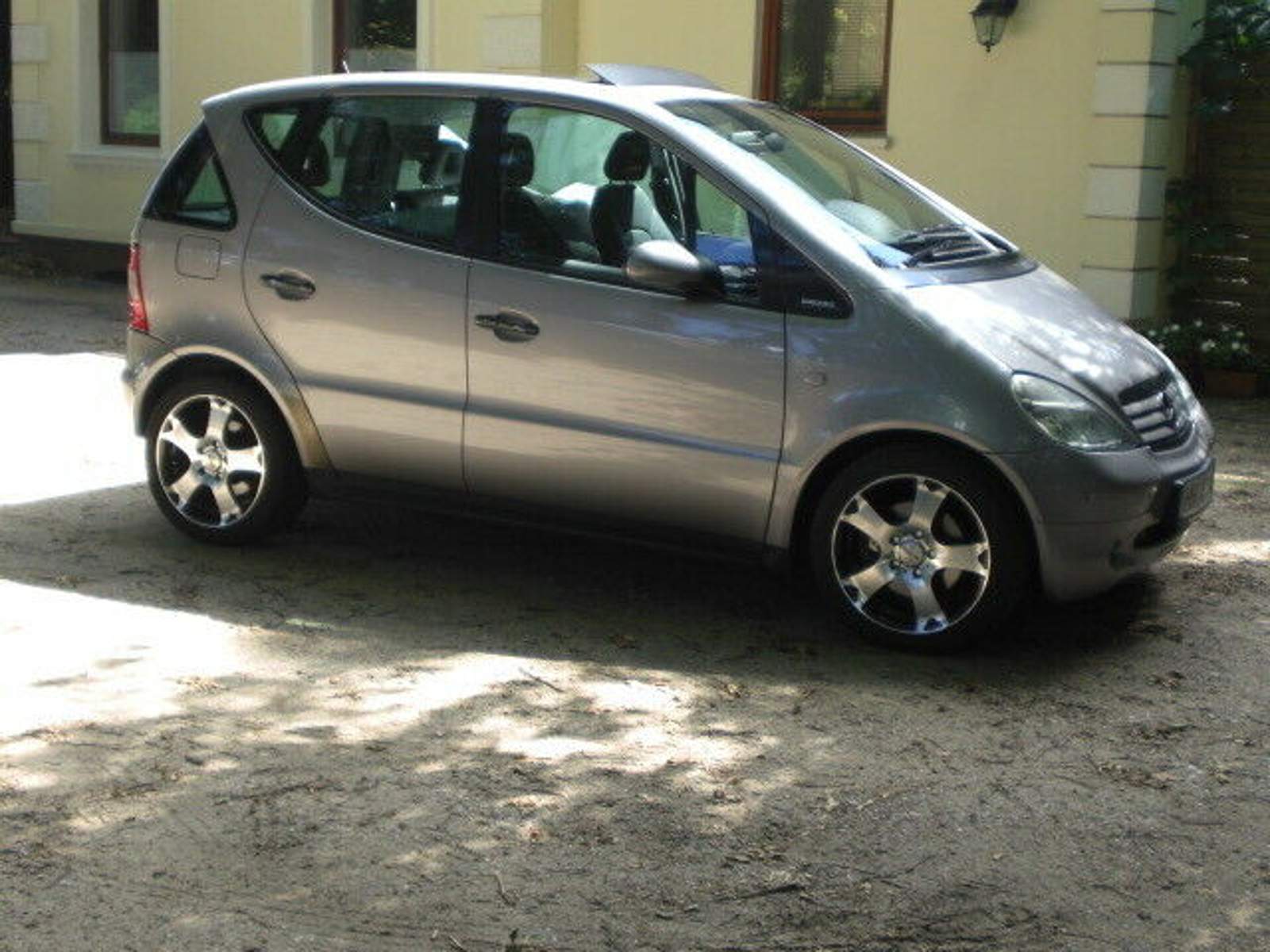 Mb-a-klasse-a-190-006 : Biete Mercedes A-190 Elegance mit ...