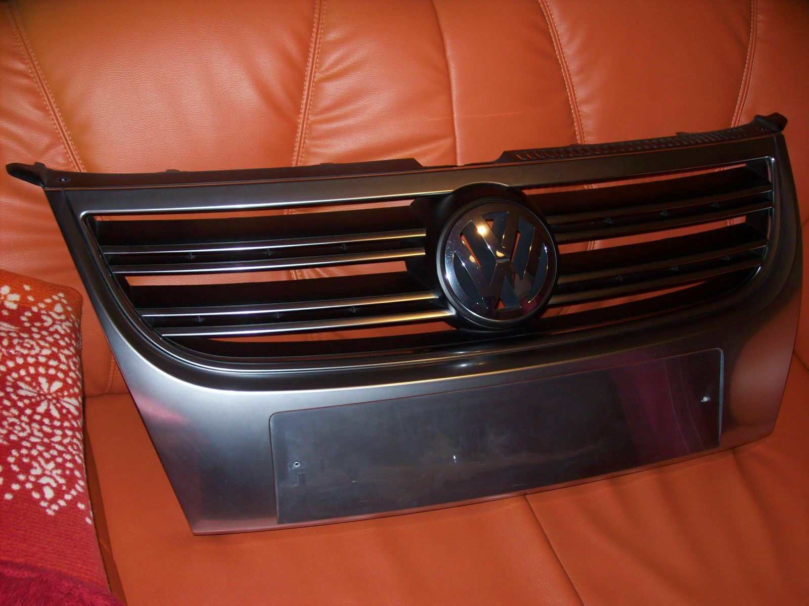 R-line-grill-001 : Touran R-Line Kühlergrill : Biete Volkswagen ...