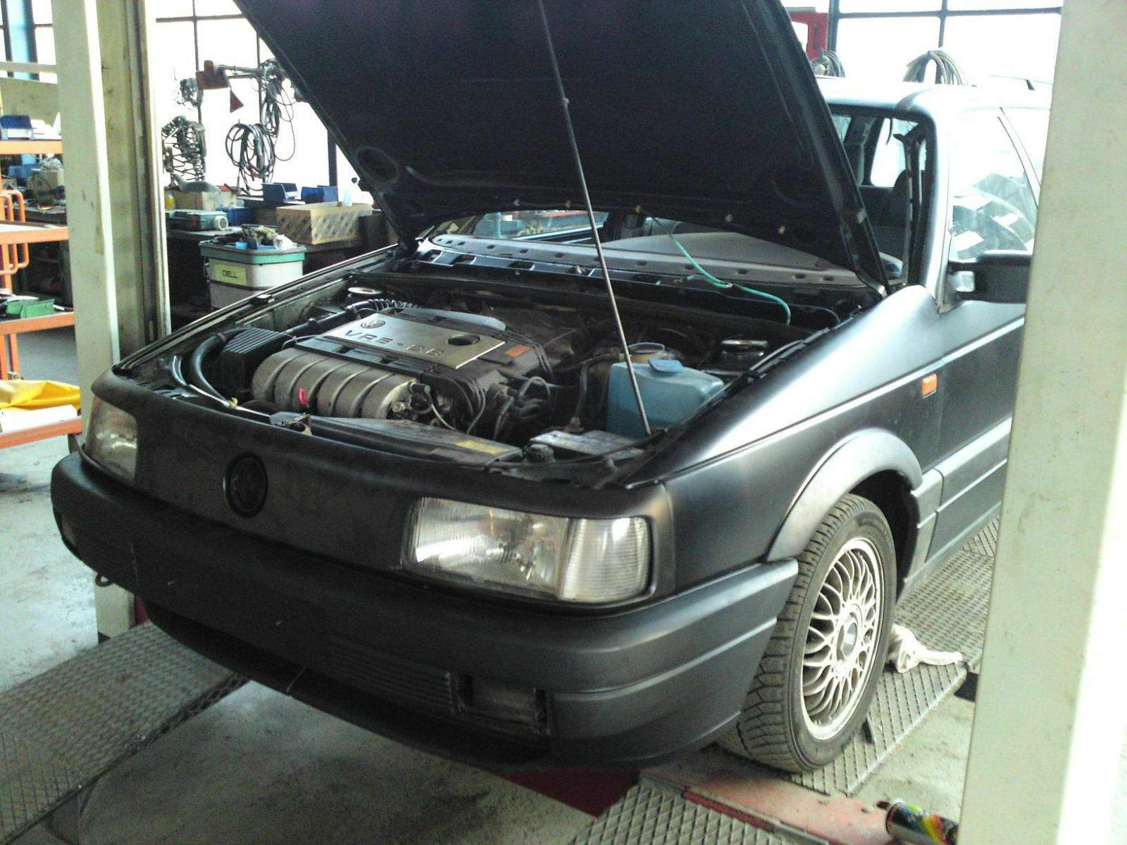 Verkaufe Passat 35i VR6 neu lackiert. : Biete