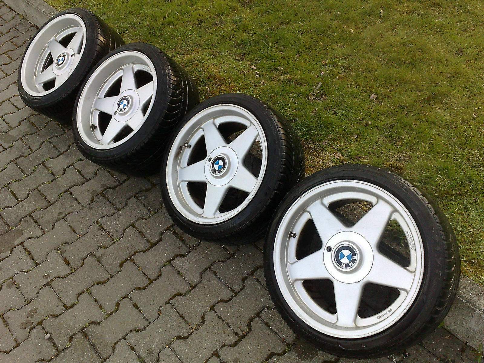 110420102433 : AZEV A 8,5x17 et13 und 10x17 et17 mit sämtlichen ...