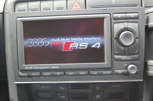 Audi Navi Plus RNS-E A4 : Biete