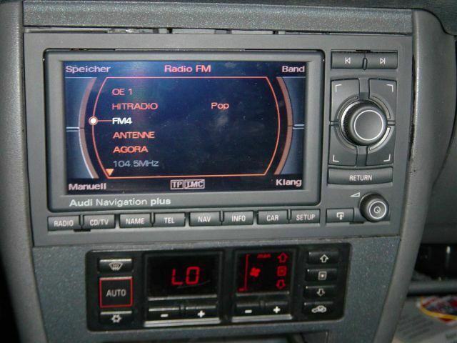 RNS-E 8L Vorfacelift Komplett mit Umbauset! : Biete