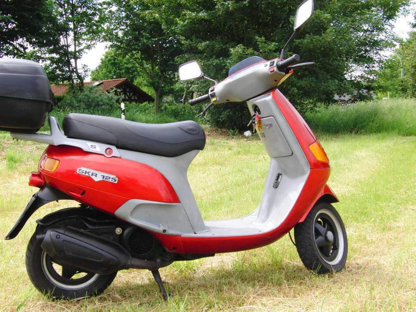 Piaggio SKR 125 : Biete