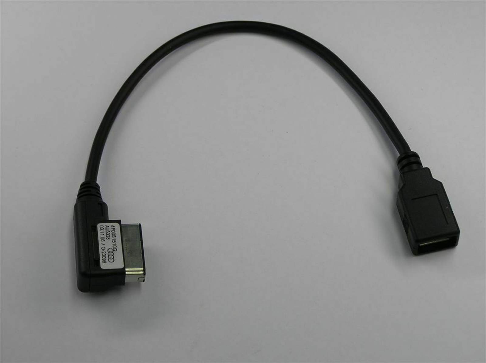 Original AUDI AMI/USB Adapter : Biete
