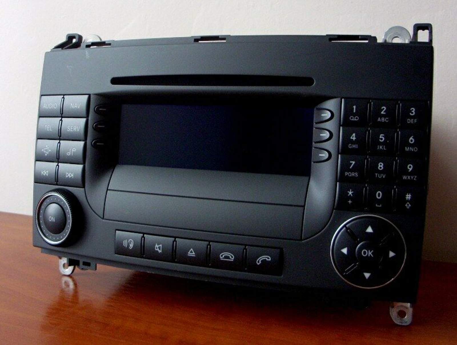 Navi RSN 4001 für VW Crafter, MB Vito, Viano, Sprinter- Neuwertig ...