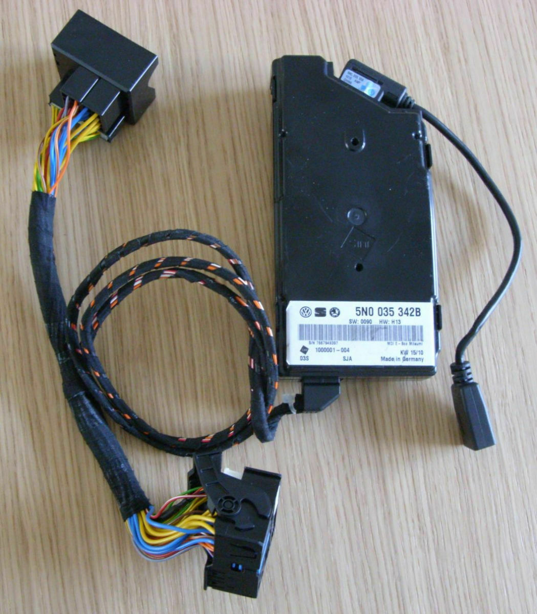 VW MDI Media In Interface mit Plug&Play Nachrüstkabel : Biete