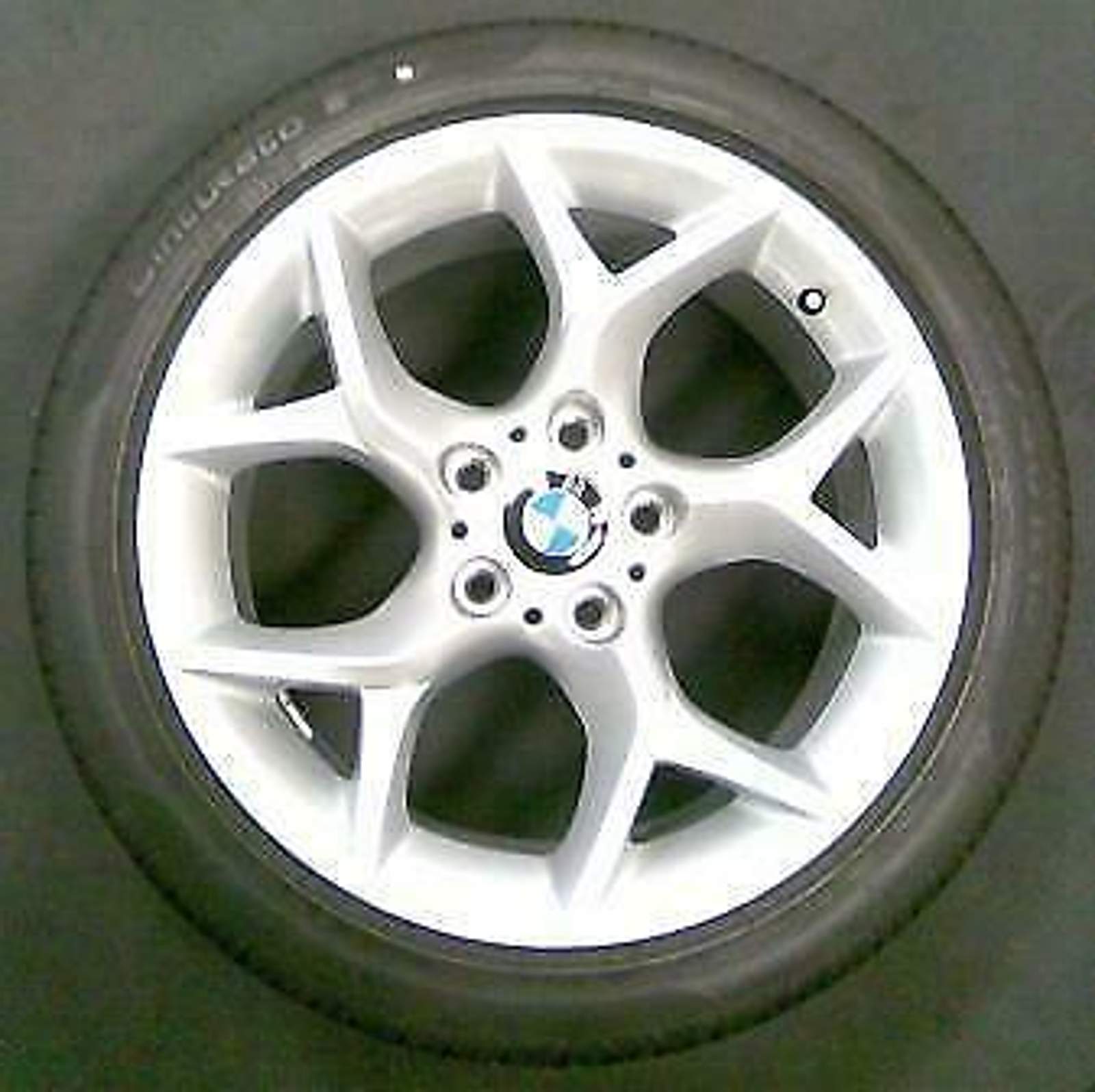 Original BMW X1-Mischbereifung Style 322, 8 und 9x18 m. Pirelli Runflat ...