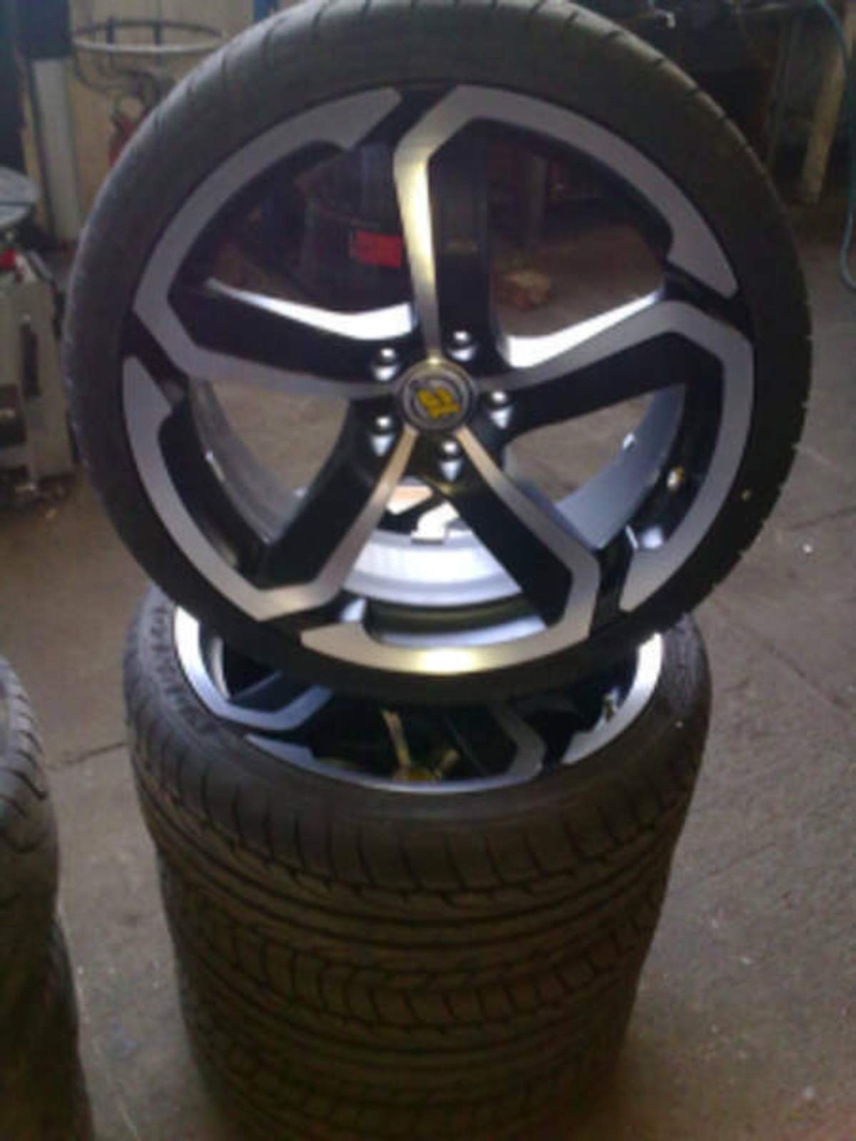 Dotz2 : Dotz Hanzo 19" 5x112 Kompletträder VW Audi Alufelgen NEU ...