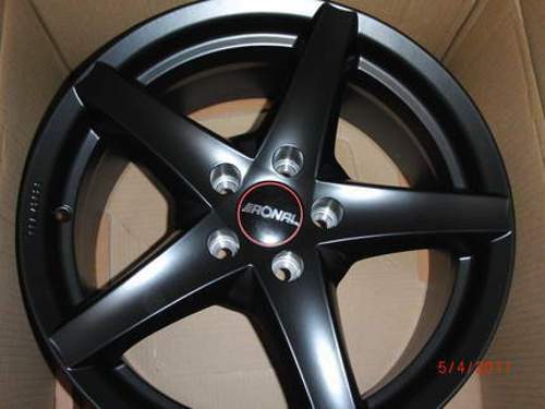 Ronal R41 Alus 8x17 black NEU! + 4 x Hankook Ice Bear 225/50/17 : Biete