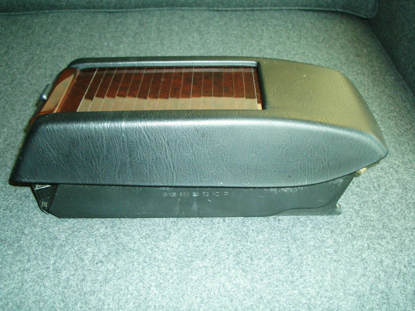 W126 Rollobox Ablagebox Konsole : Biete