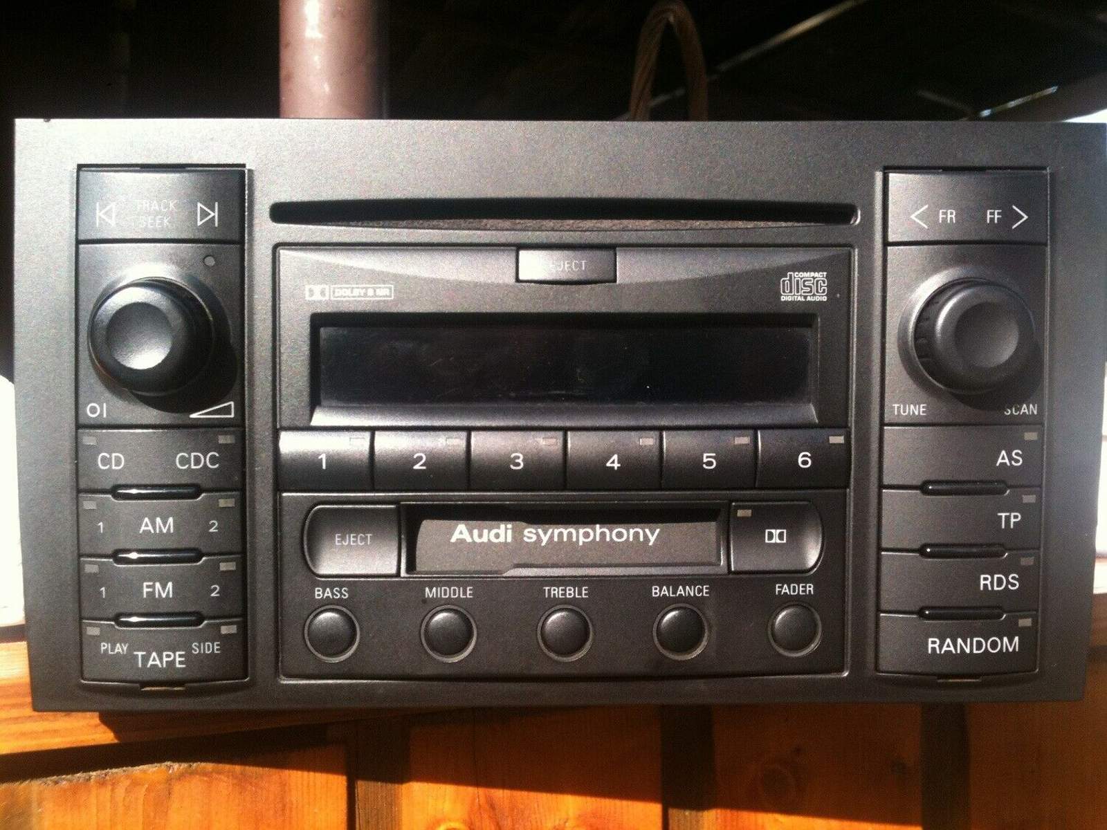 Audi A3/A4 Symphony Radio : Biete