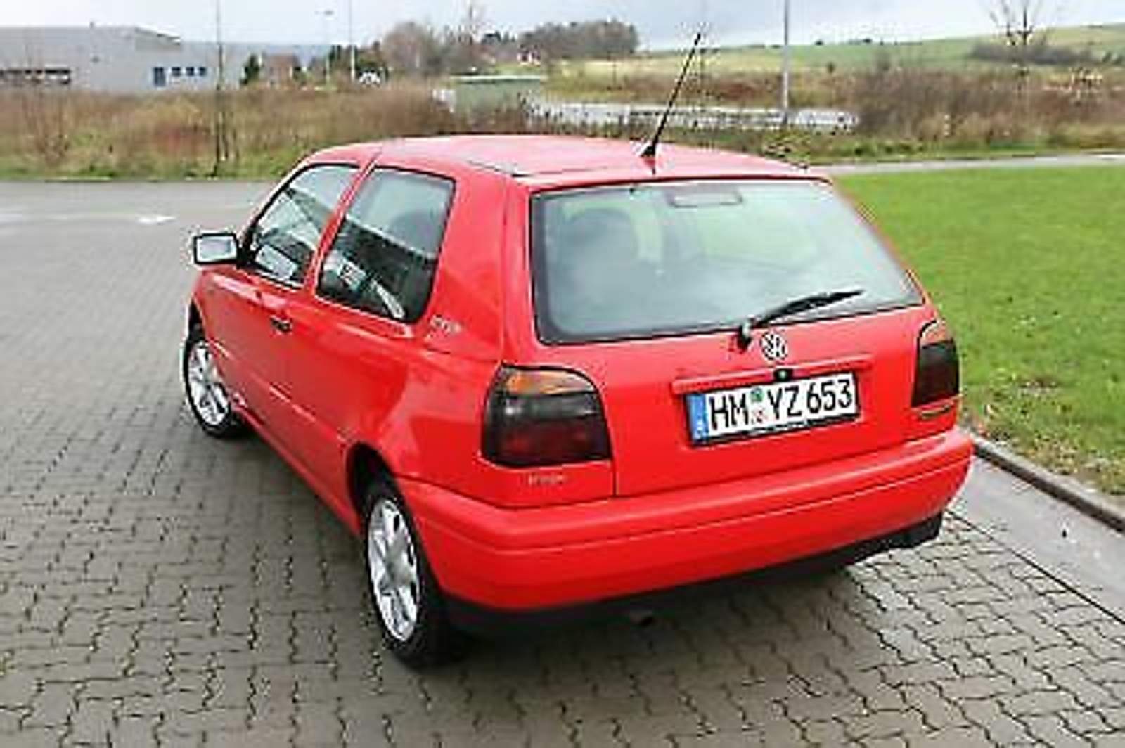 VW Golf Joker Sport 1,4 44 kw 60 PS Flashrot : Biete