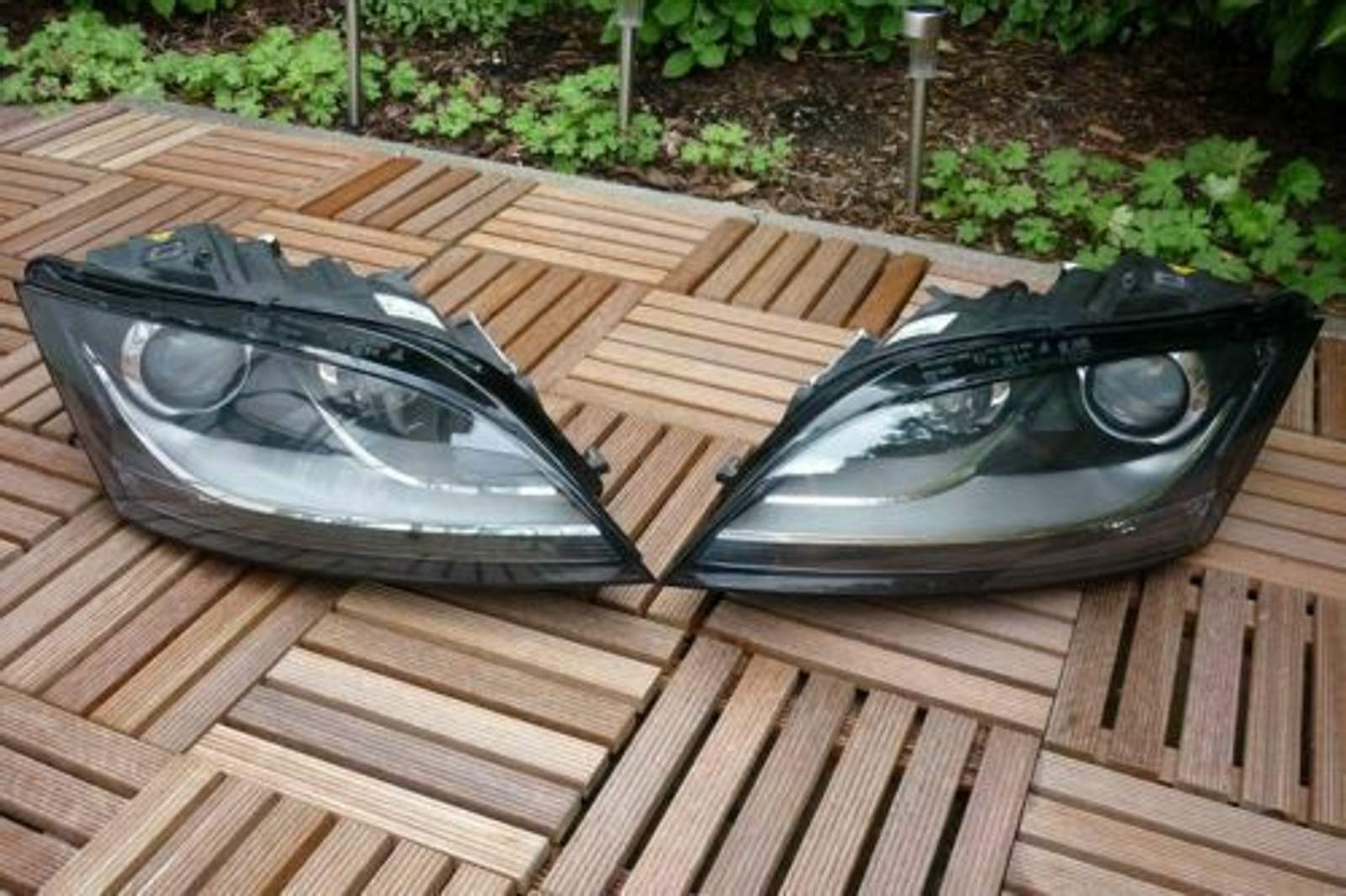 Xenon Scheinwerfer vorn : Audi TT 8J TTS orig BI-Xenon Scheinwerfer ...