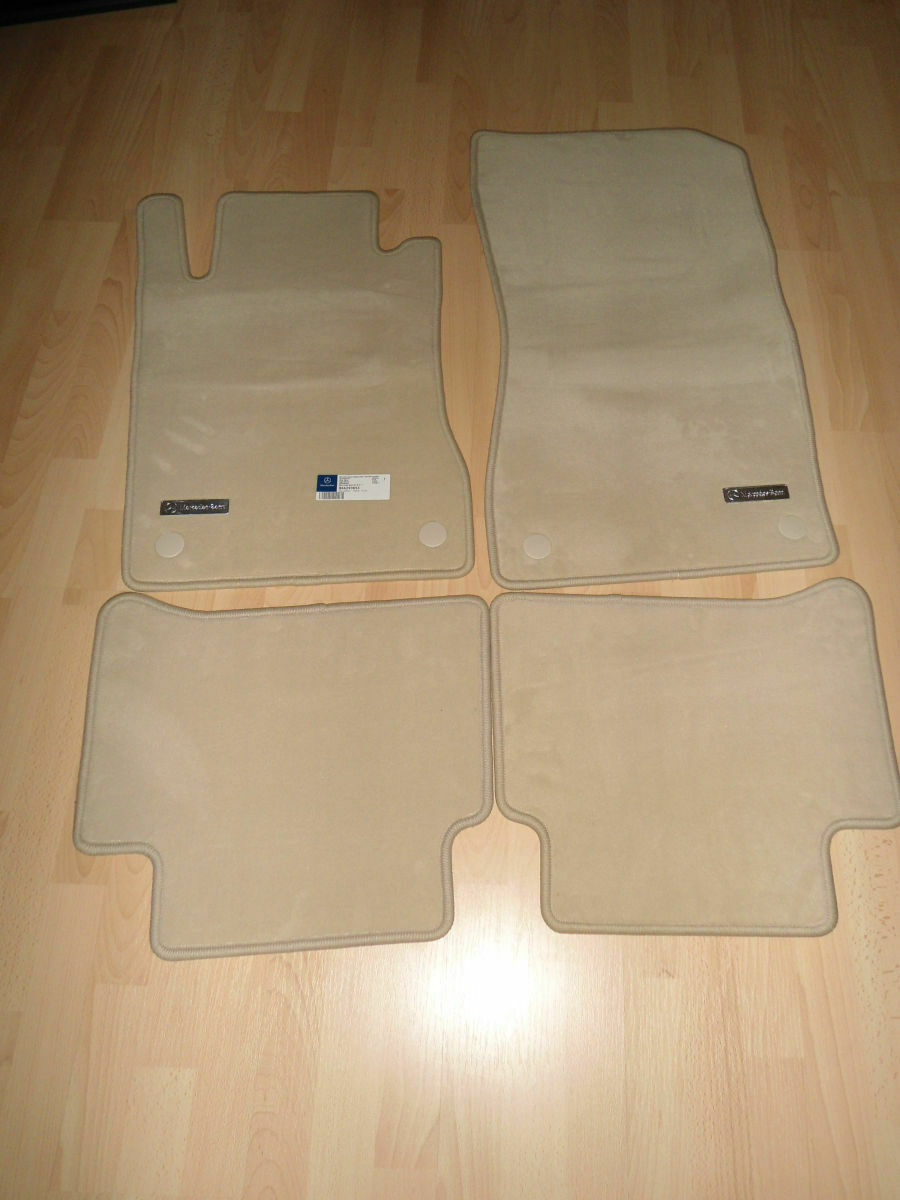 Fußmatten Mercedes E-Klasse, W211/S211bis Mopf : Biete