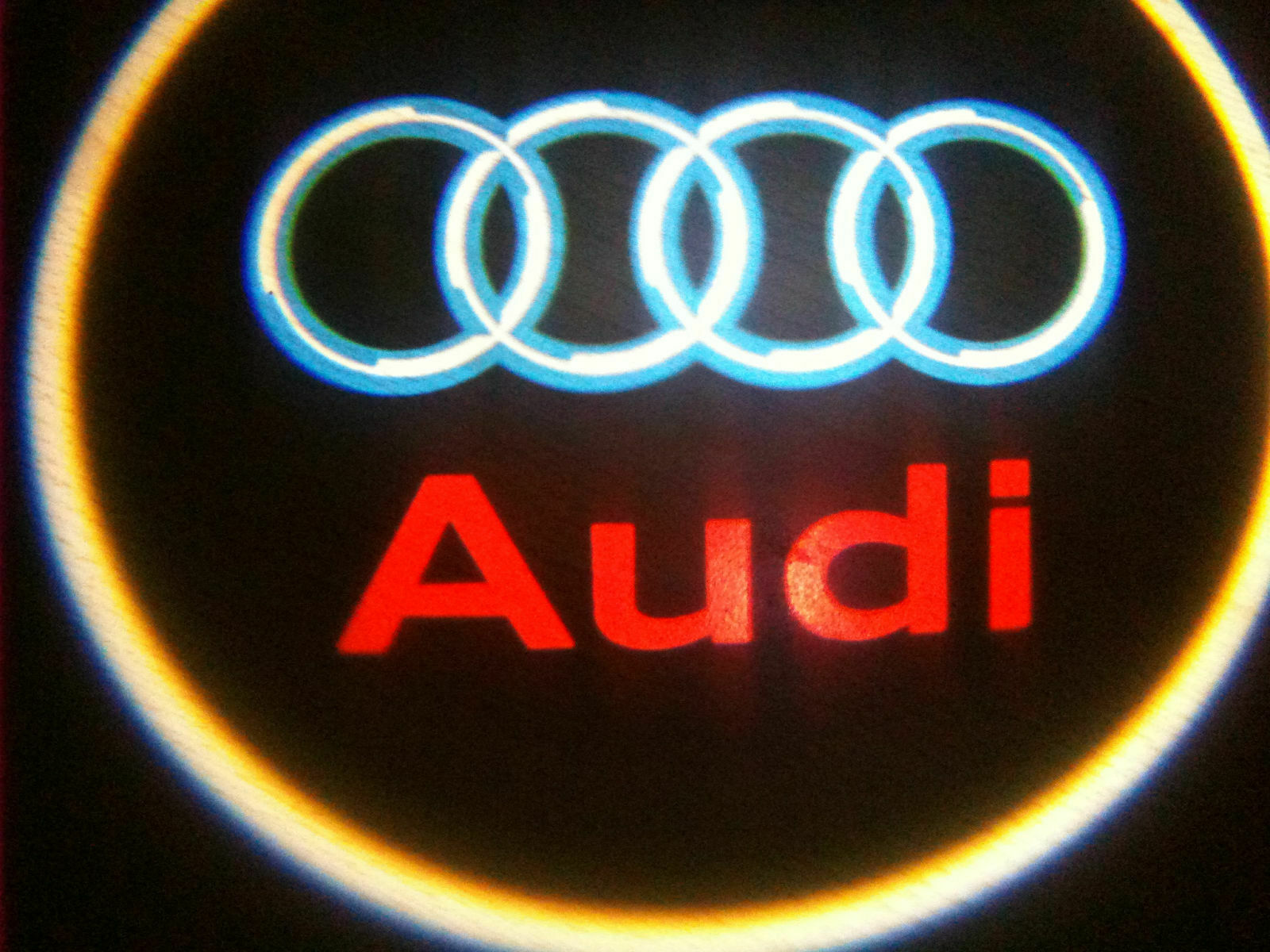 Audi A3, A4, A5, A6, A7, A8, TT, R8 Ausstiegsbeleuchtung mit Audi Logo ...