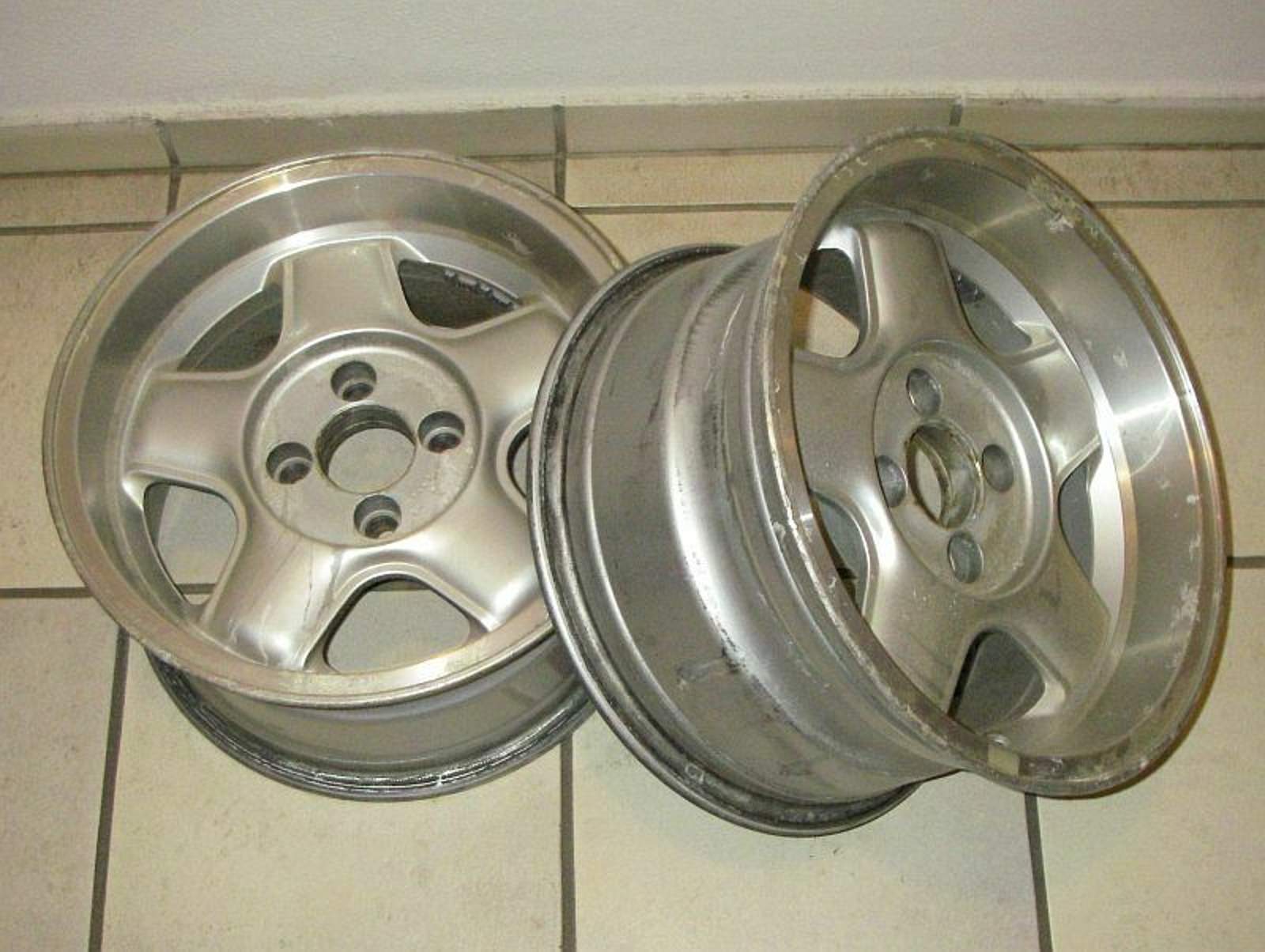 2 Alufelgen - Schmidt Revolution Modern Line 7,5x14 ET5 - beschädigt ...