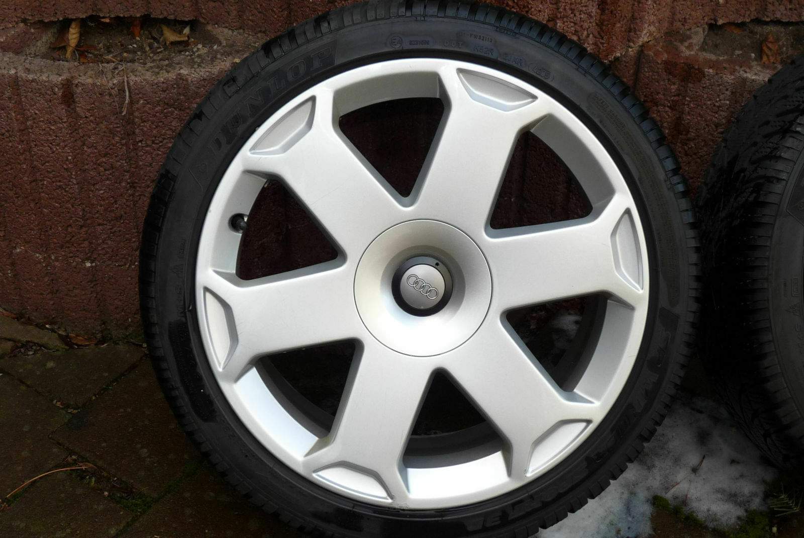 P1020322 : Original Audi A4 Scheibenrad Alu Avus-Silber 8 x 18 ET45 ...