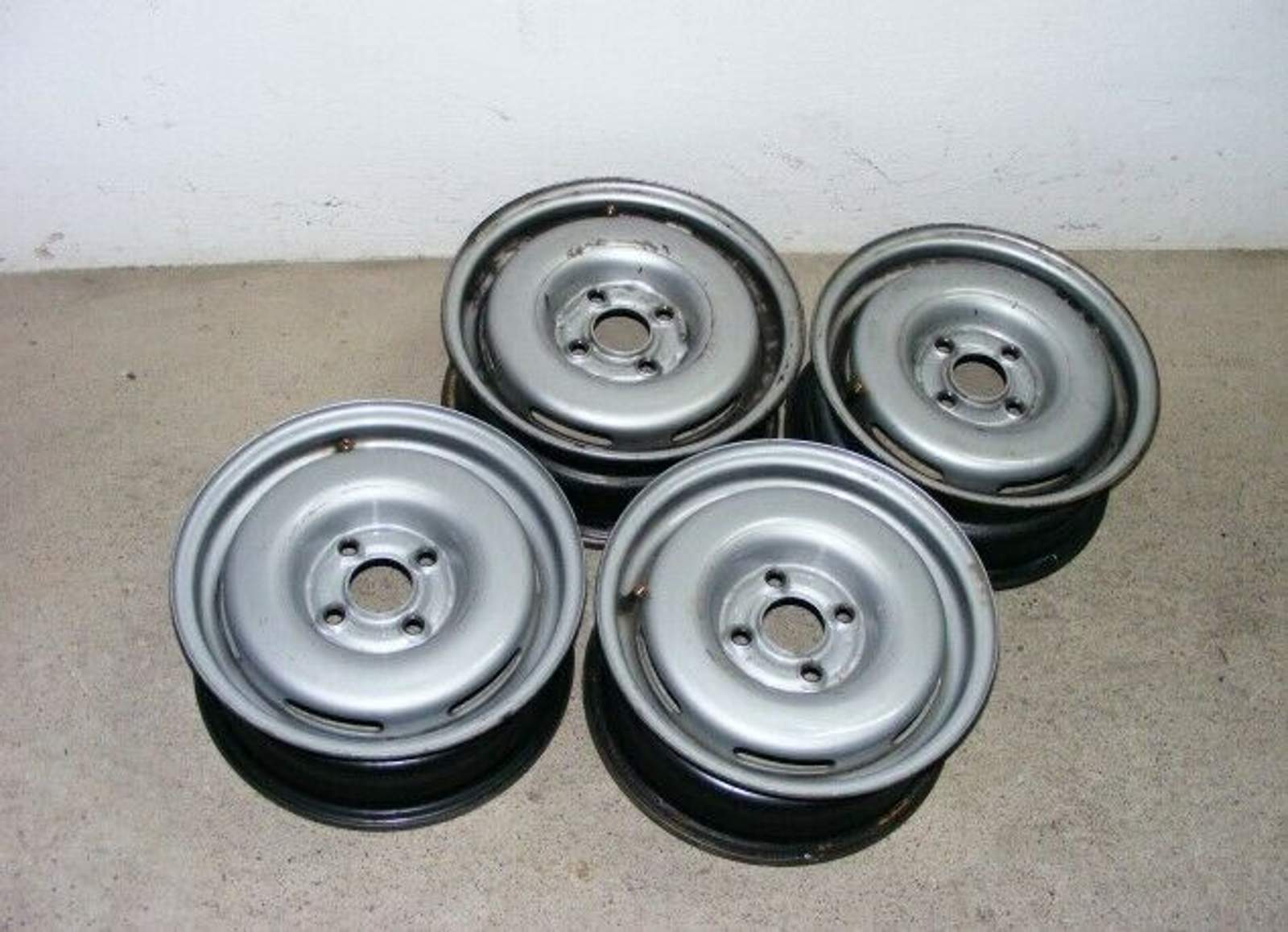 4 Stahlfelgen Felgen 5,5 J x 13H2 für VW Golf 2 : Biete