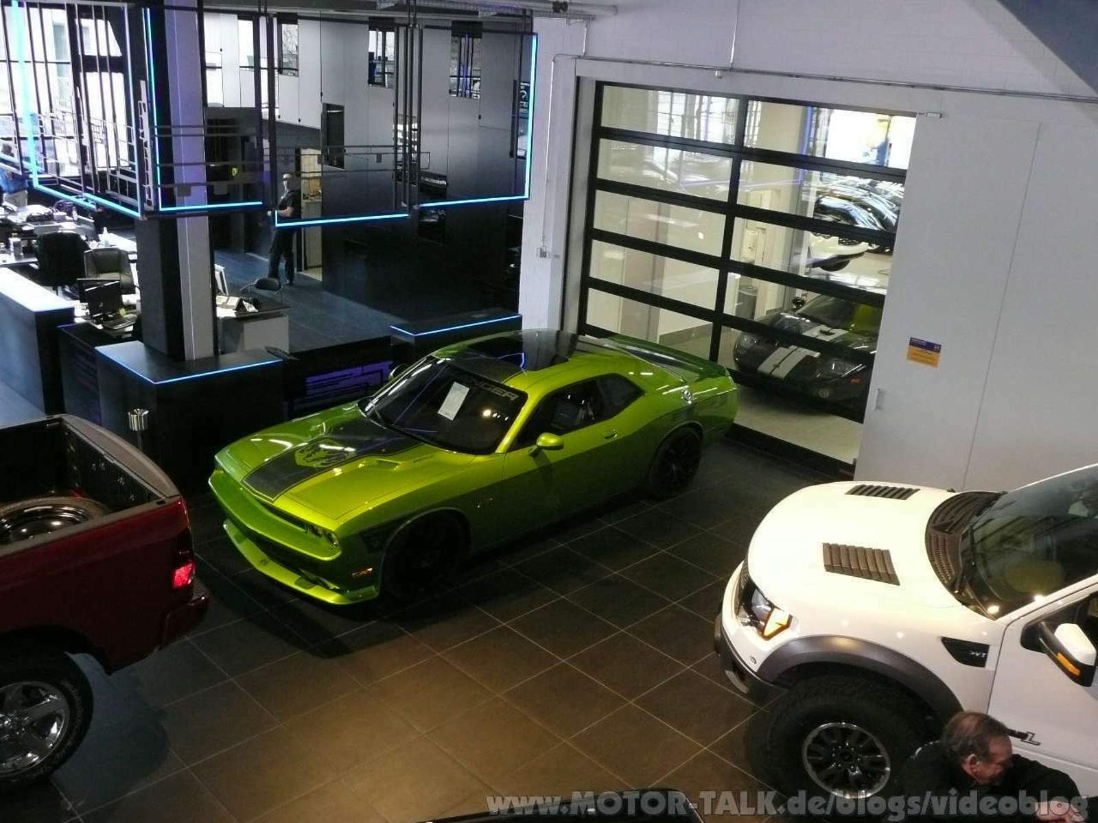 P1050055 : Zu Besuch bei Geiger Cars München : videoblog : #204382668