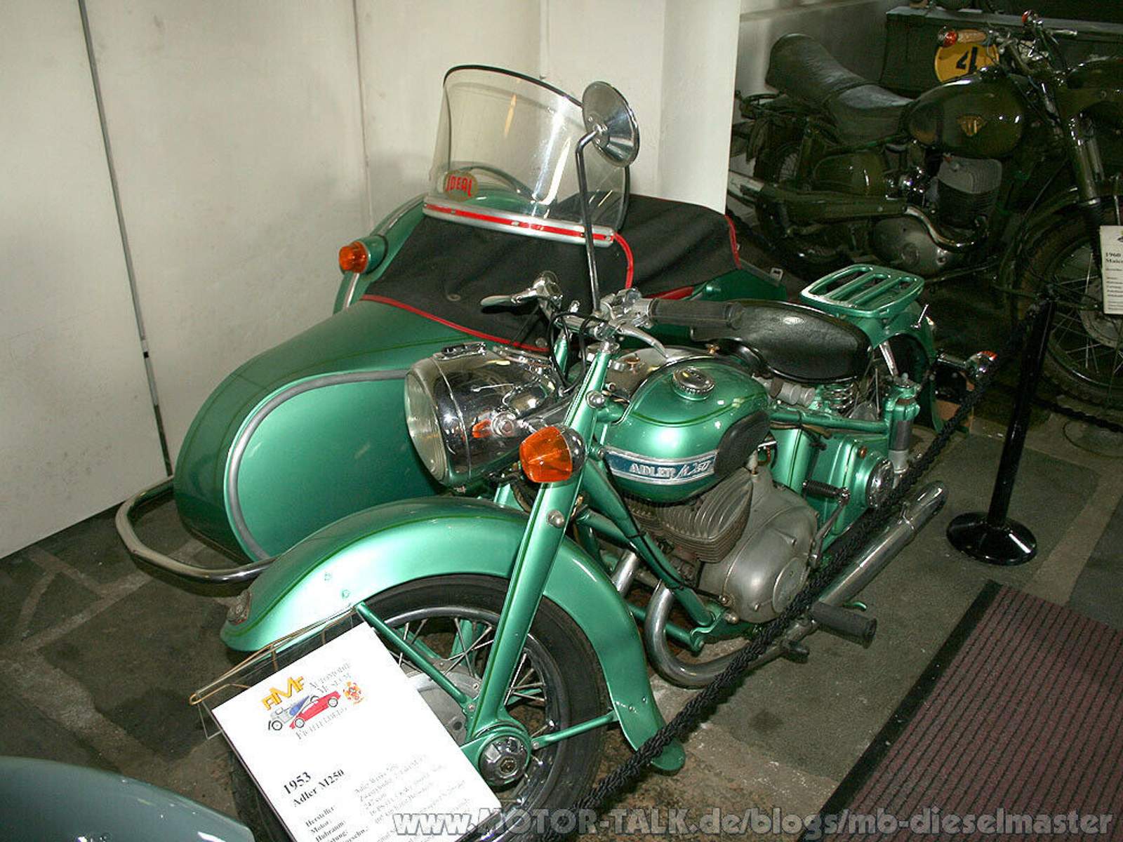 Motorrad-adler-m250-1953 : Mal wieder ins Museum - Oldtimer! Was sonst ...