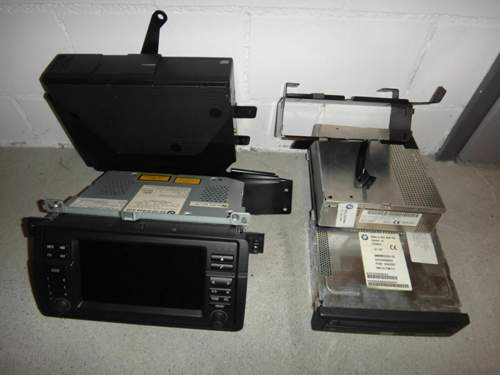 E46 - Navi Professional + DVD-Drive, CD-Wechsler, Navirechner : Biete