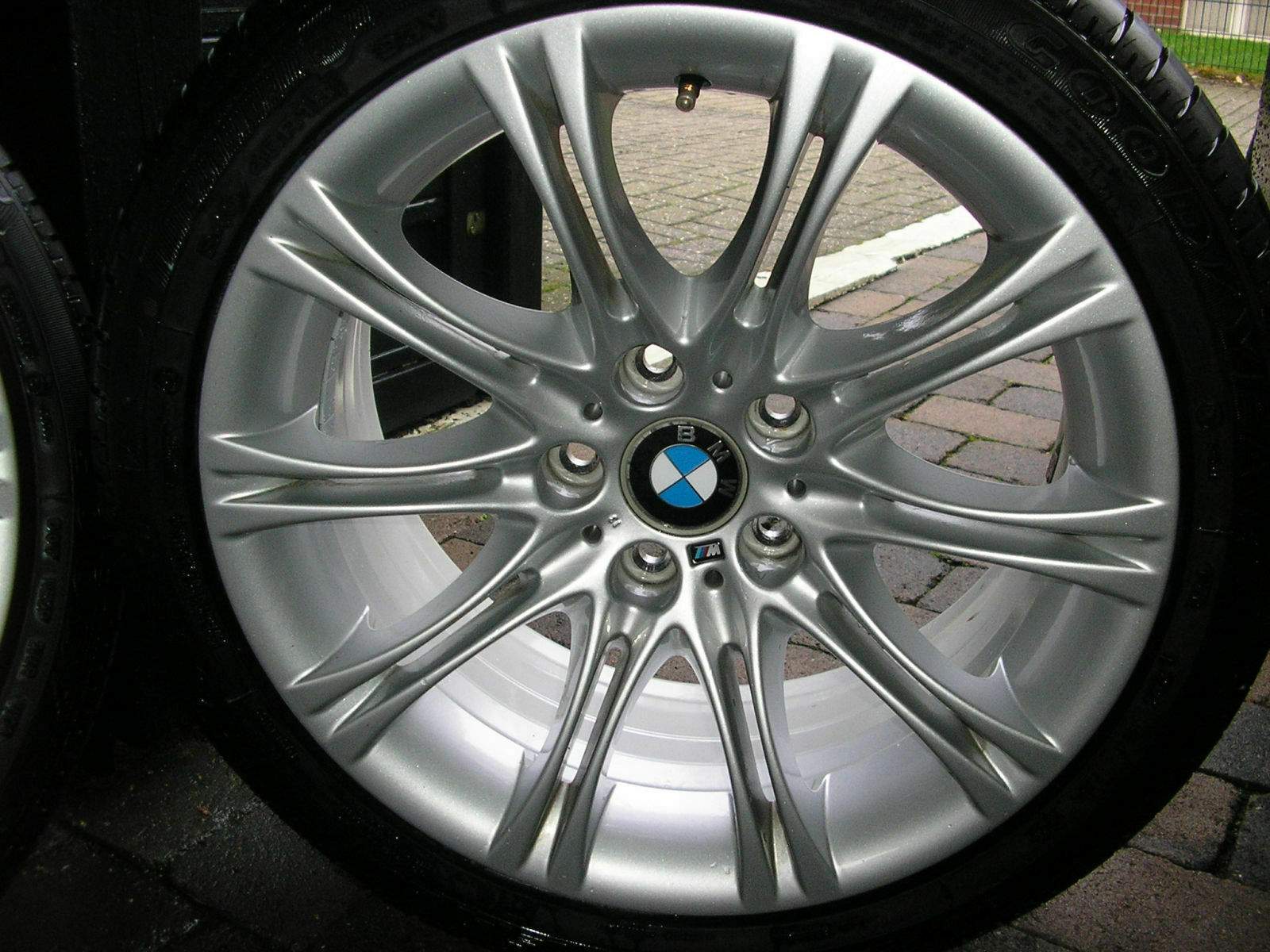 P1010696 : Original 4x BMW 245/40 18 Zoll 5er E60 E61 M135 Wie Neu ...