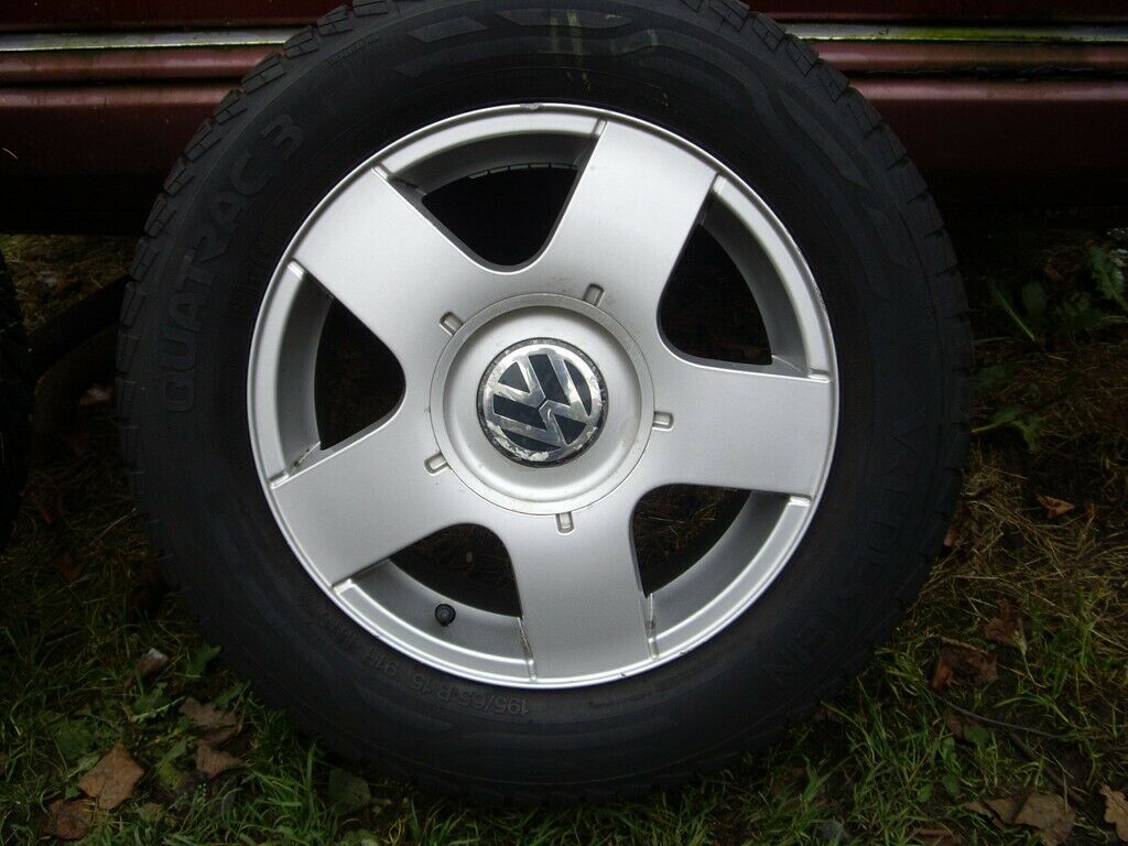VW Avus Alu Winterräder Golf IV Bora : Biete