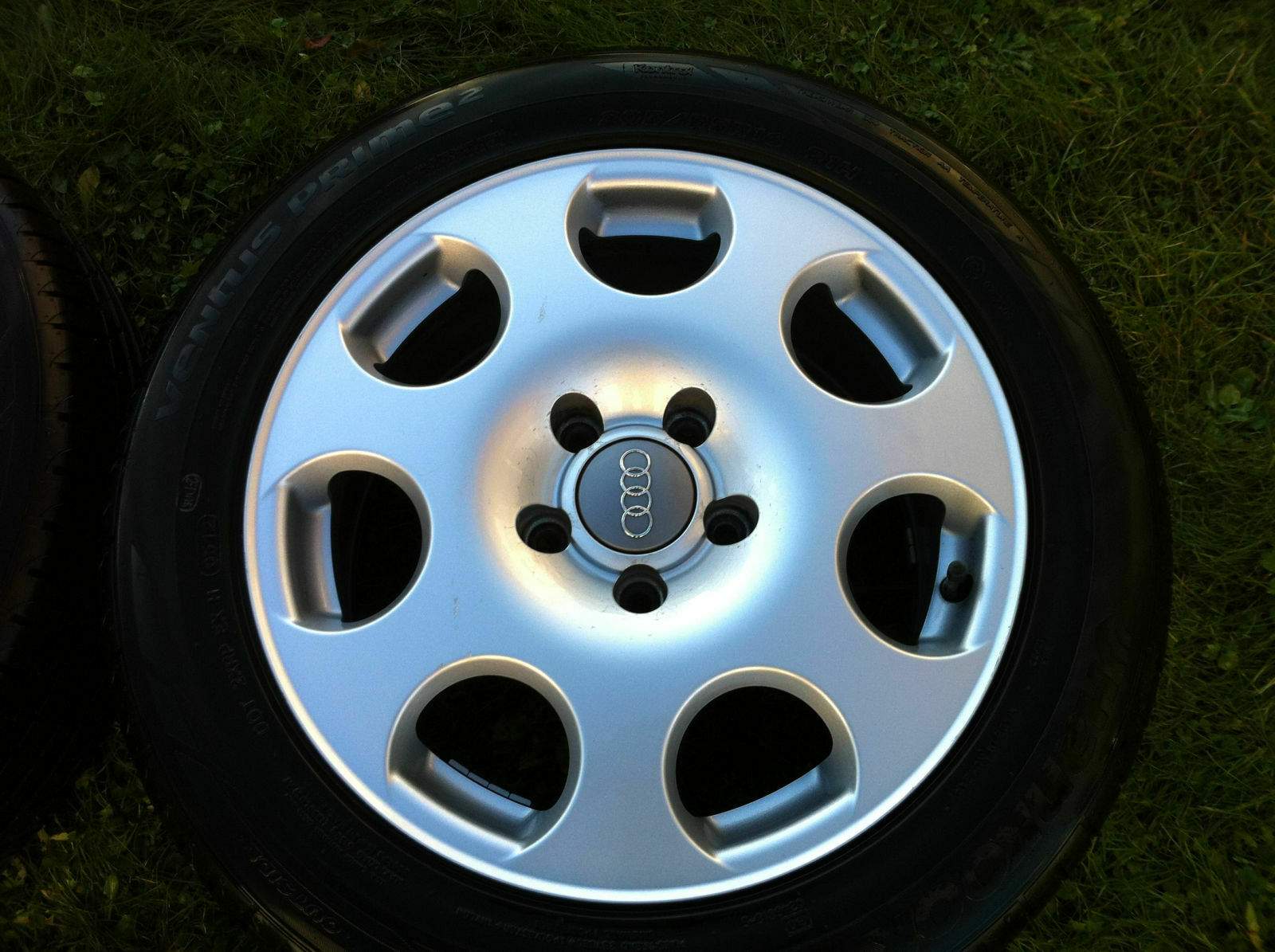 Original Audi 16 Zoll Felgen A3 A4 A6 Sommerräder : Biete