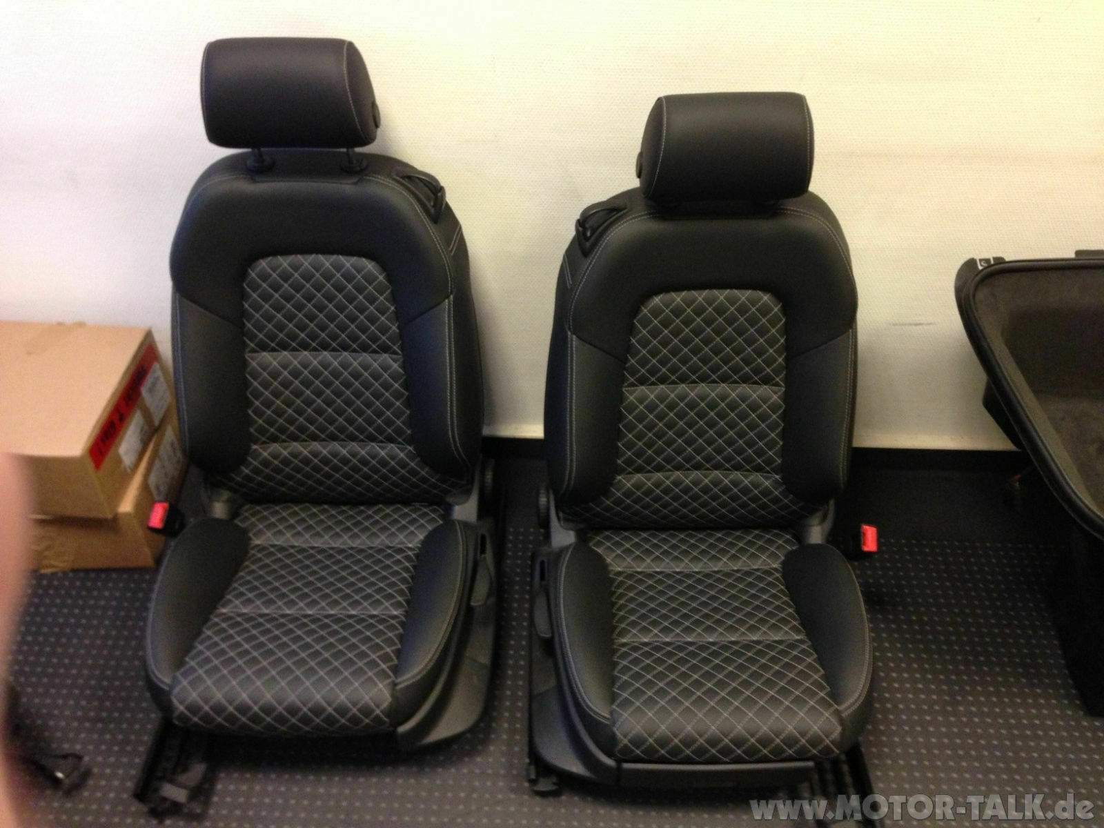 Audi A3 Sitze neu bezogen mit Rauten! : Biete