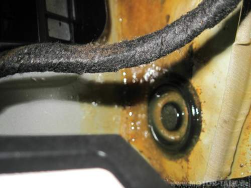 Golf 6 Wasser Im Kofferraum