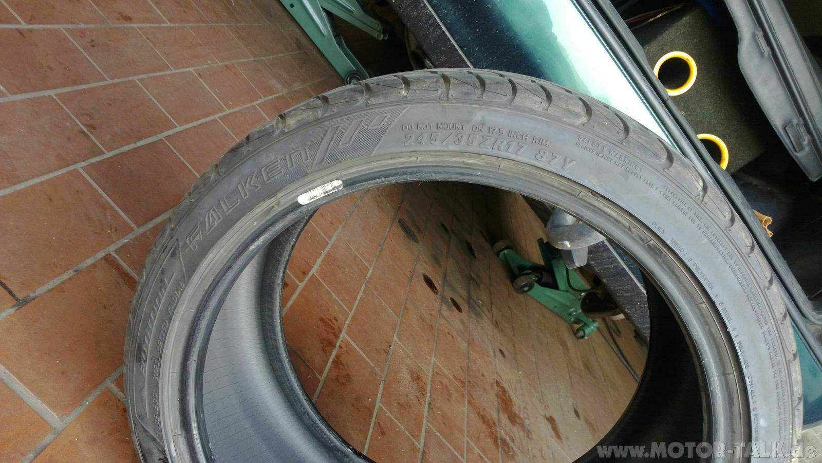 Biete 2 Stk. Falken 245/35/17, 7mm Profil : Biete