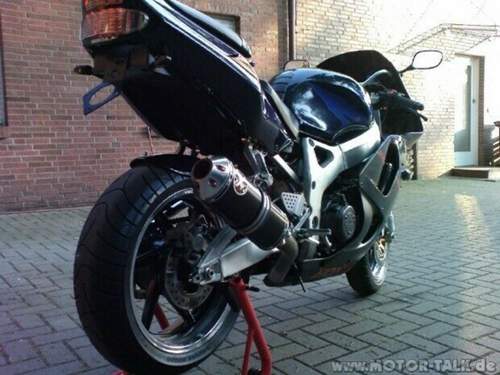 Honda CBR 900 RR Fireblade SC33 : Biete