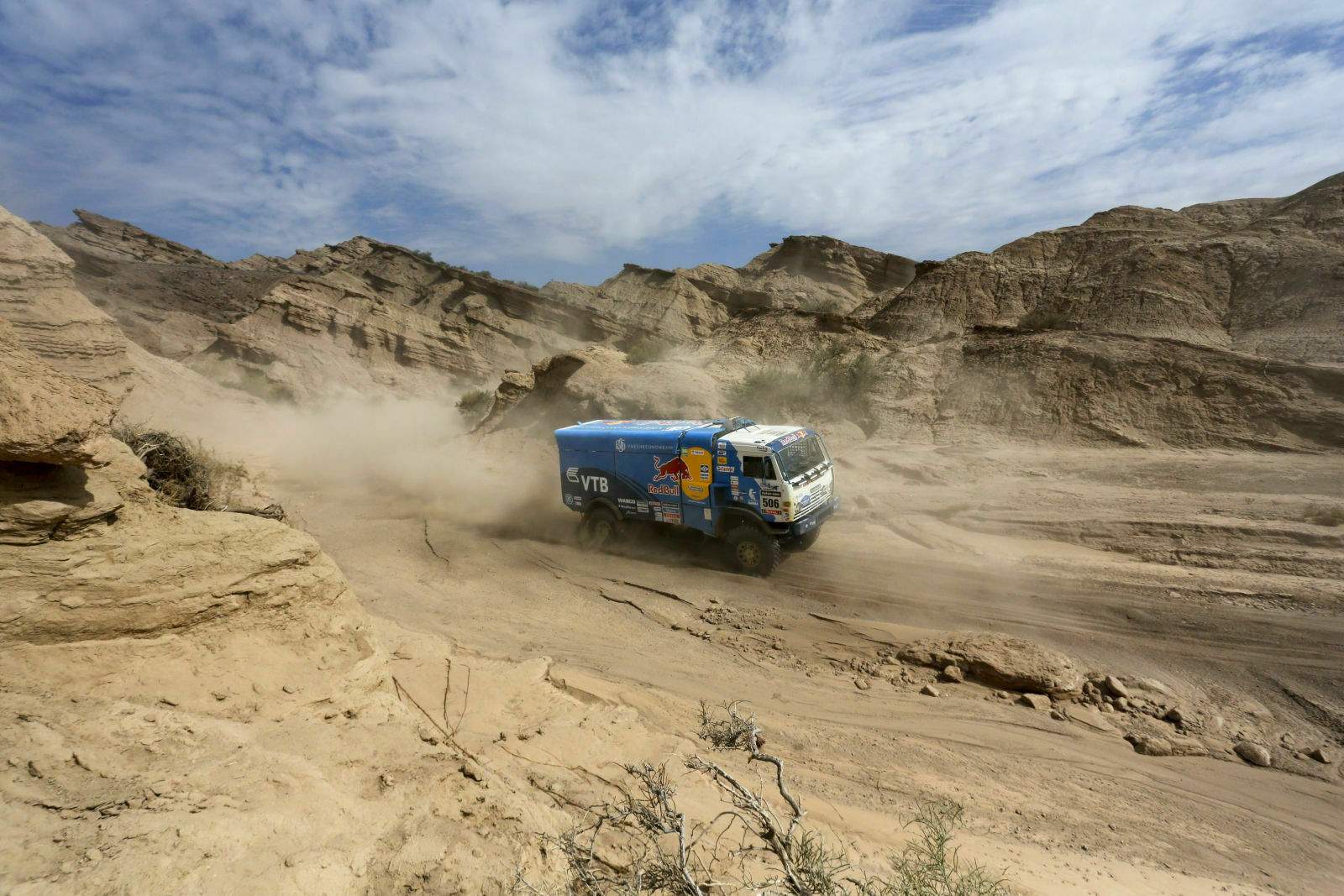 Einer der 196 Lkw bei der Rallye Dakar. Nur ein paar russische und ...