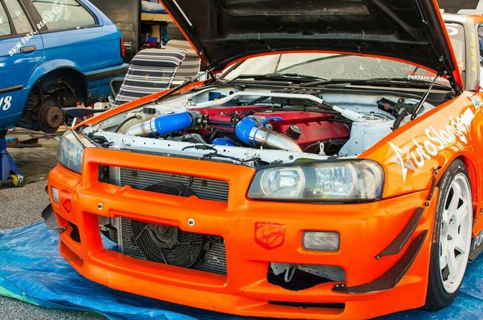 Nissan Skyline R34 mit Viper V10-Motor : Zehn Pötte fressen mehr Reifen ...