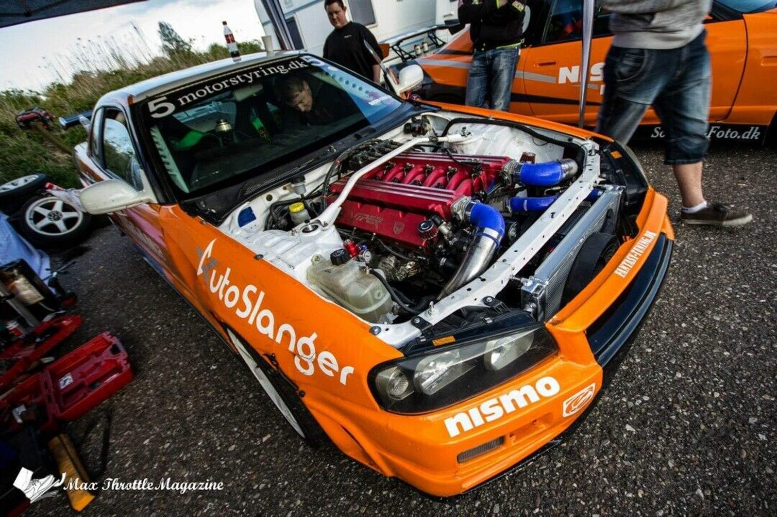 Nissan Skyline R34 mit Viper V10-Motor : Zehn Pötte fressen mehr Reifen ...