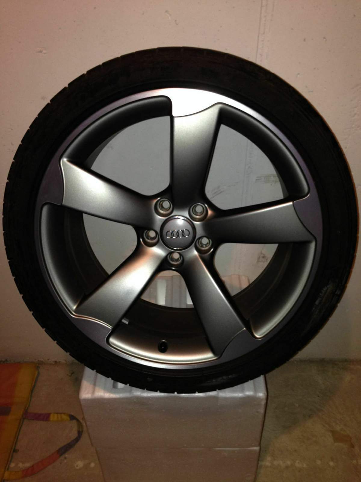 Img-3648 : Alufelgen Audi A5 5-Arm-Rotor-Design Titan matt : Biete ...