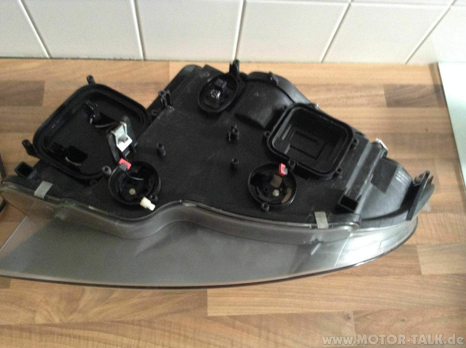 E92 Bi-Xenon Scheinwerfer rechts : Biete