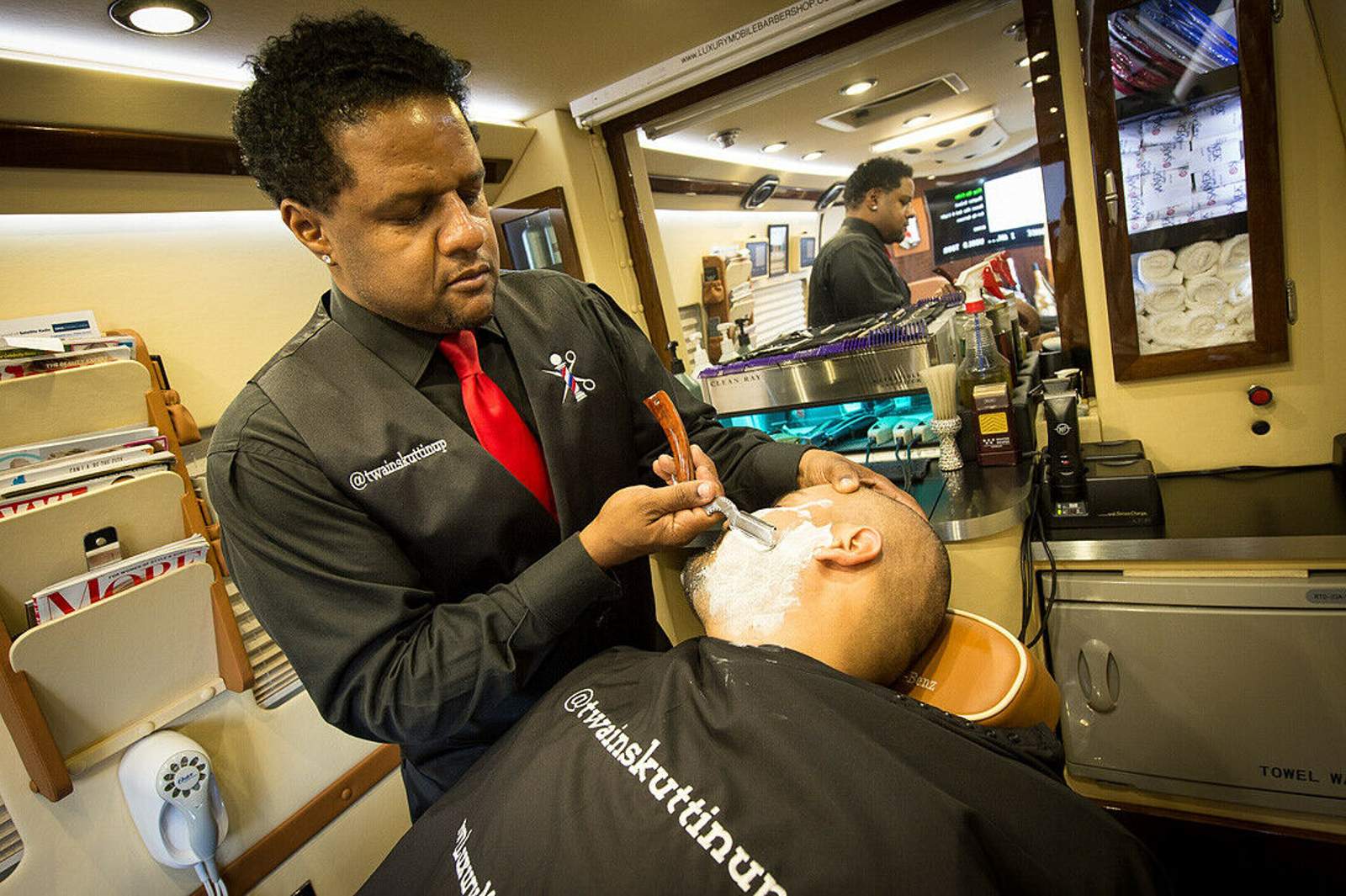 Friseursalon auf Rädern | Motorkultur