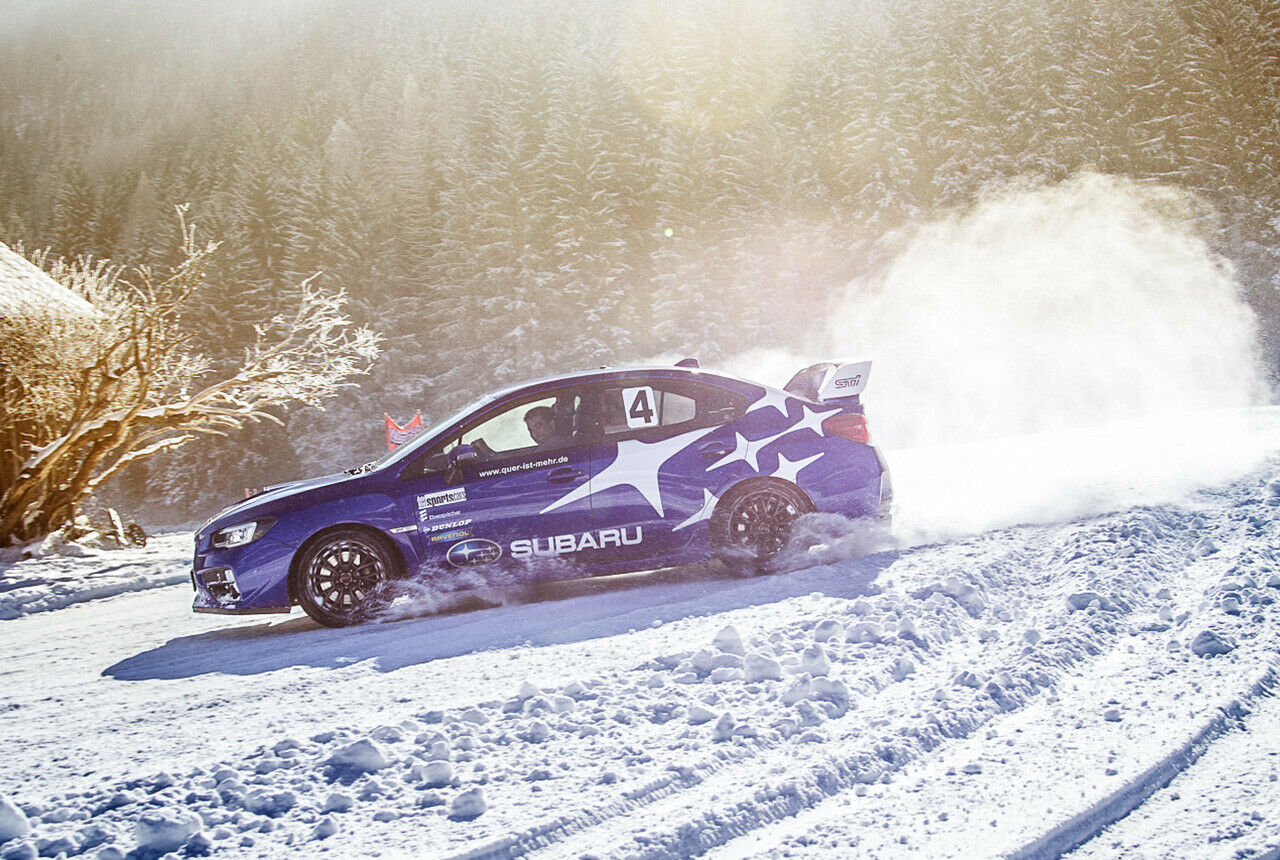 Bevor Ihr versucht, perfekt um eine Kurve zu driften, solltet Ihr Euch ...