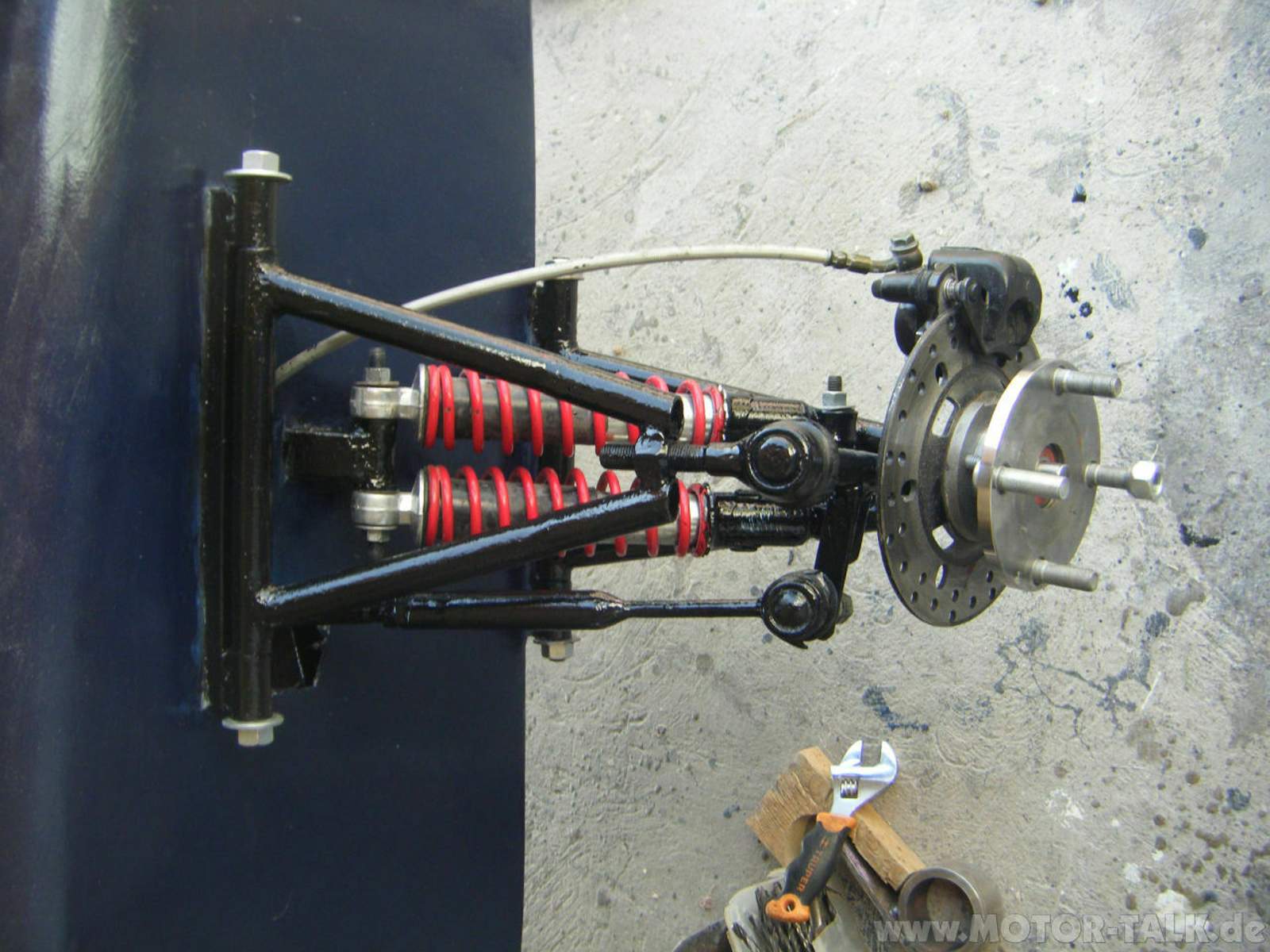 vorderachse fertigstellen : elektro auto mit solarpanelen bauen