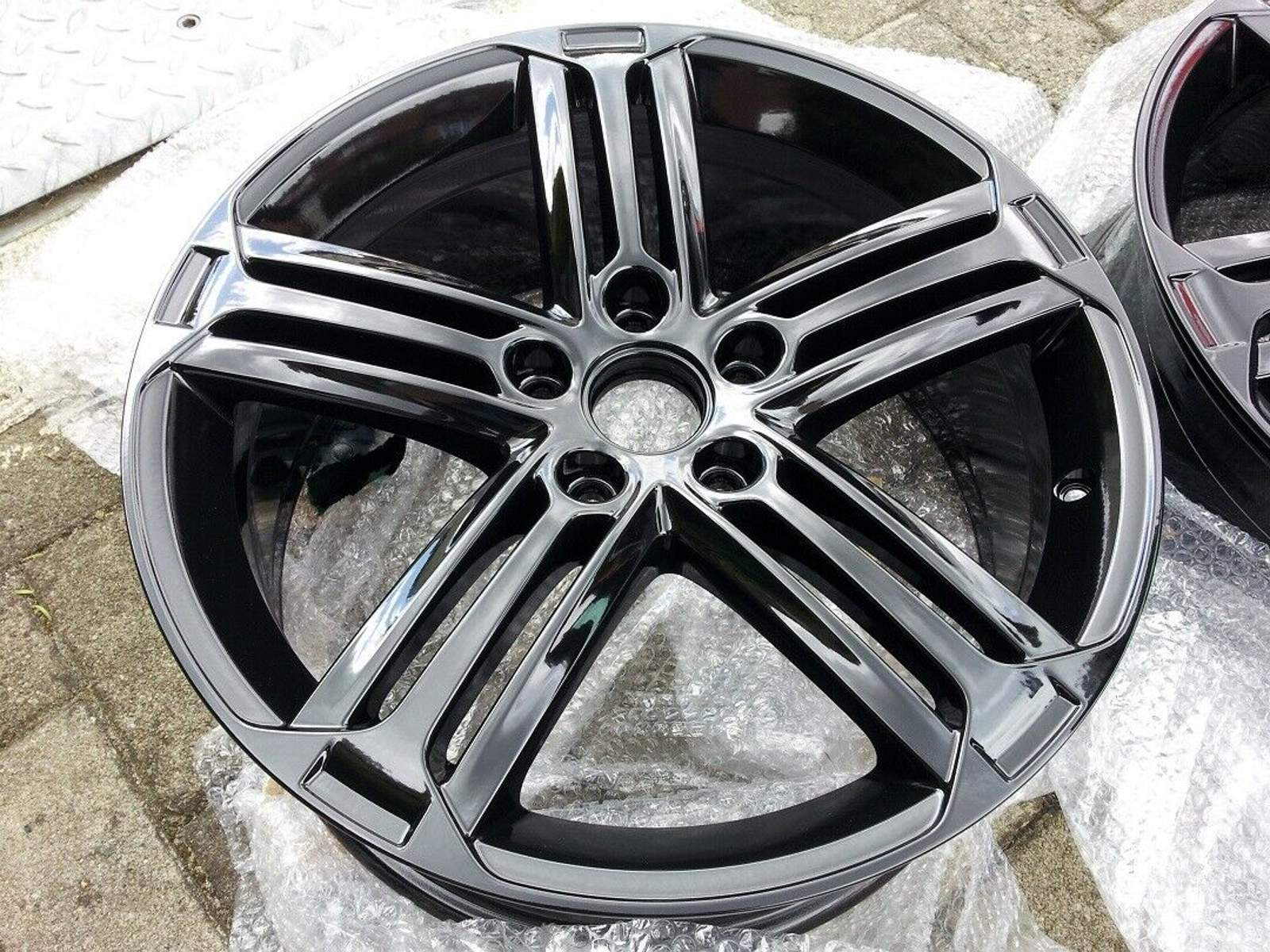 20120720-143123 : Orginal VW Talladega 7,5 x 18 et 51 Schwarz : Biete ...