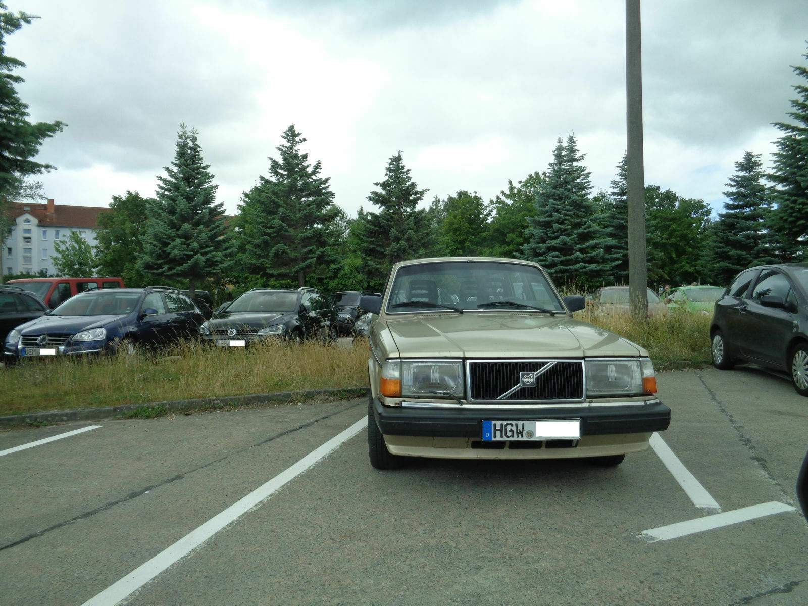 Volvo-260-kombi-2 : Der Schrottplatz - Spiegelsymmetrisch des Showrooms ...
